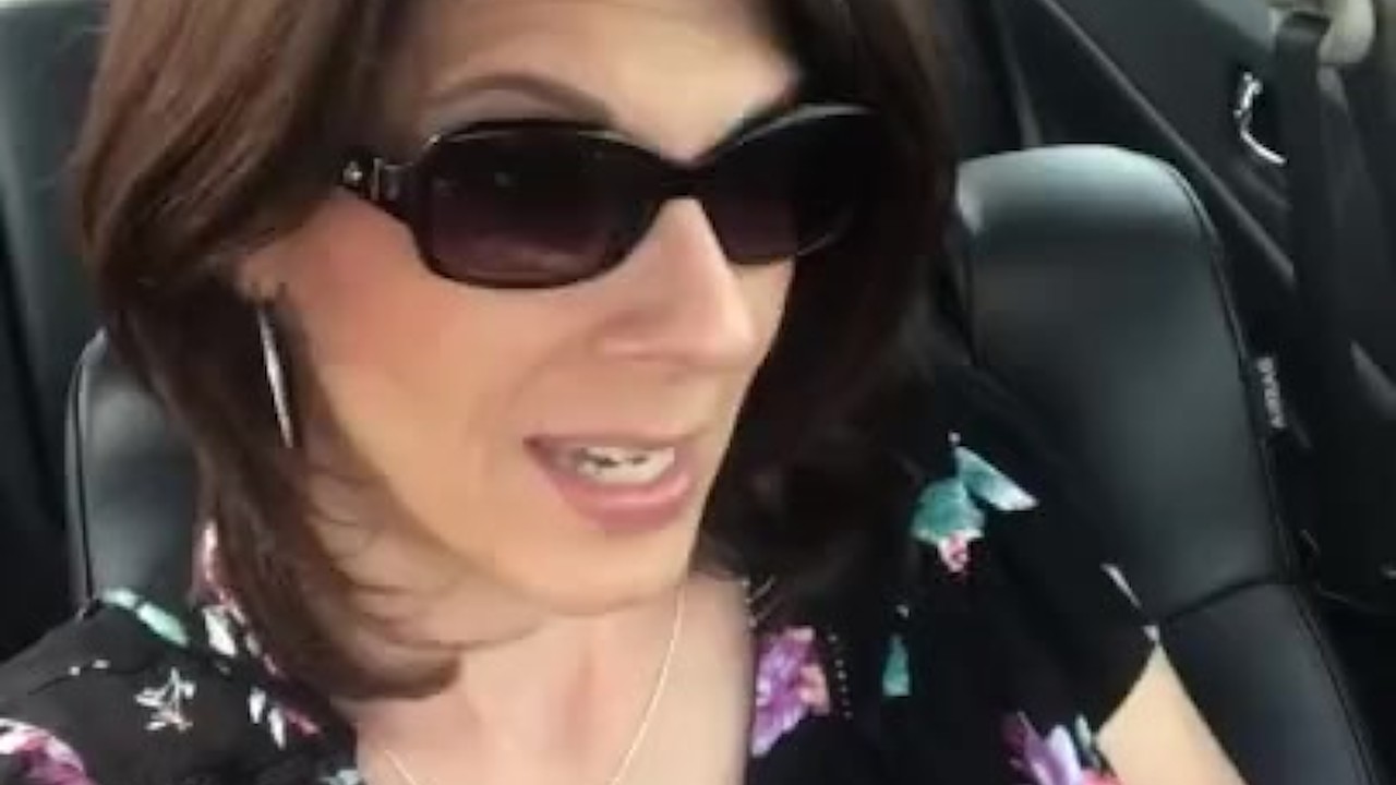 Brincando Com Minha Buceta Em Um Estacionamento Público Vídeo De Sexo 3076
