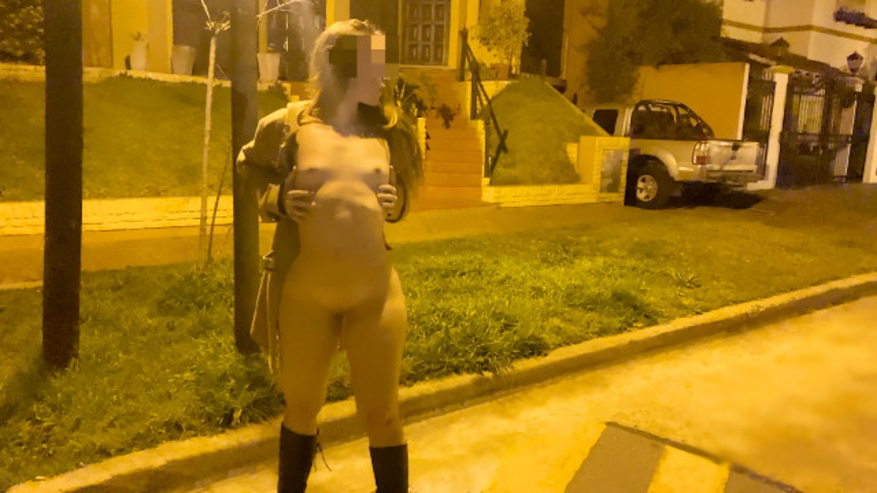 Eles Voltaram Do Jantar Eu Queria Tirar Minha Roupa Na Rua E Fazer Um