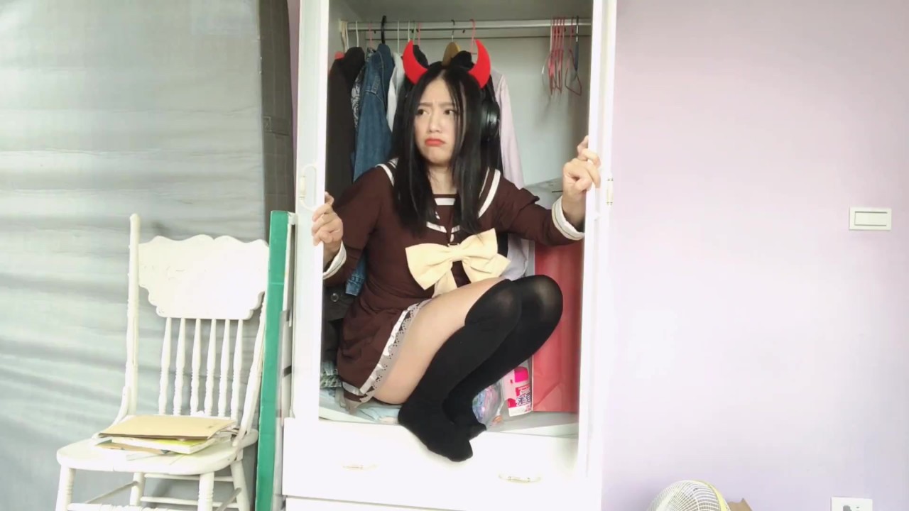 台灣宅男看到動畫裡的角色變成真人太爽到射她的嘴巴otaku Saw The Character Became A Real Person So Cool To Cum In Mouth
