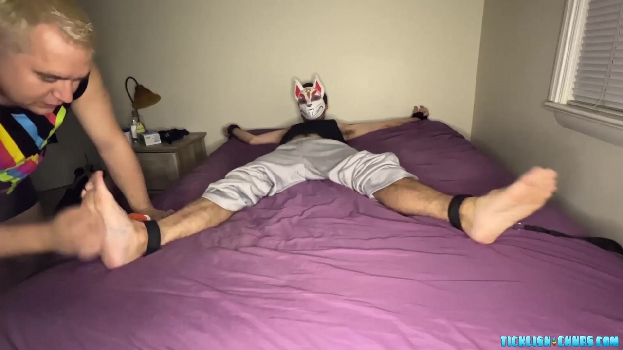 Masked Amateur Foxy Sox Tickled All Over Skinny Body Free Sex Video