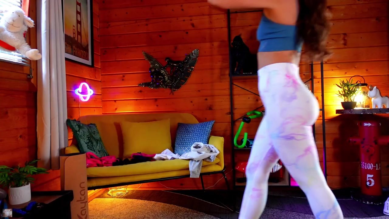 Fit Girl In Legging Try Sports Bras Try On And Backstage 196 Free
