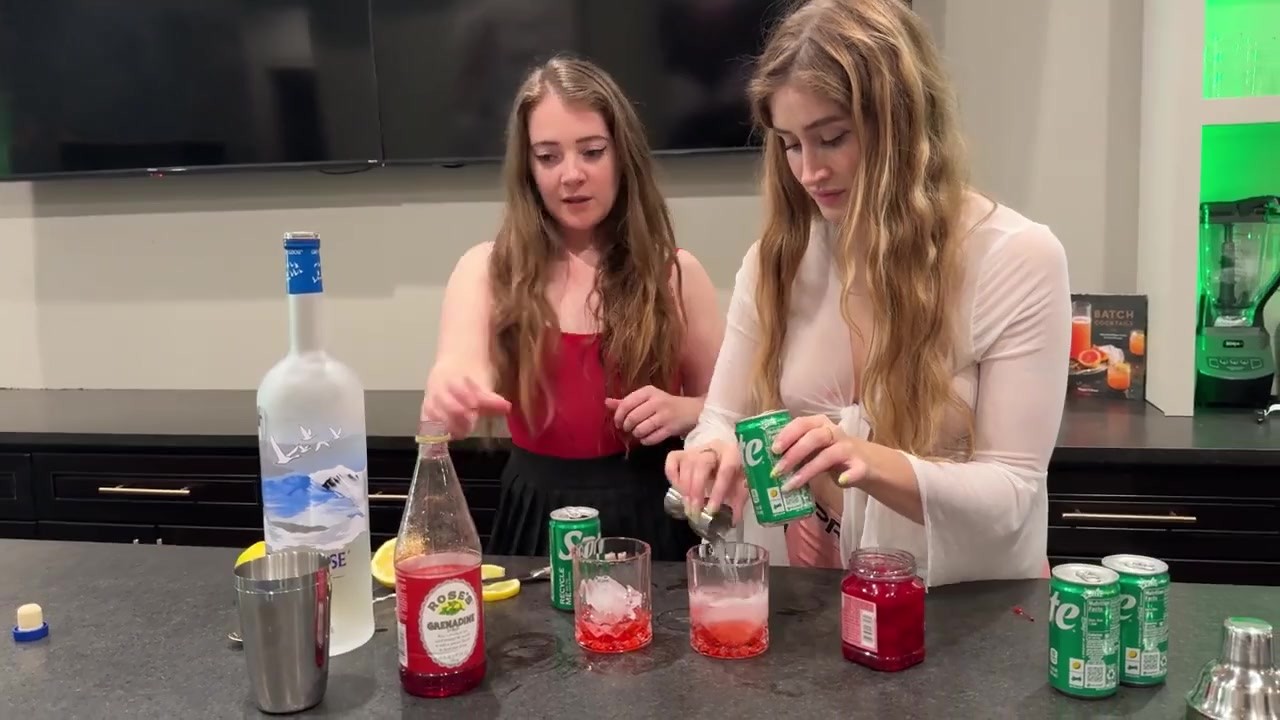 Slutty Bartenders Make Your Fav Drink! PAWG Redhead College Girls - Free Sex Video - RedTube