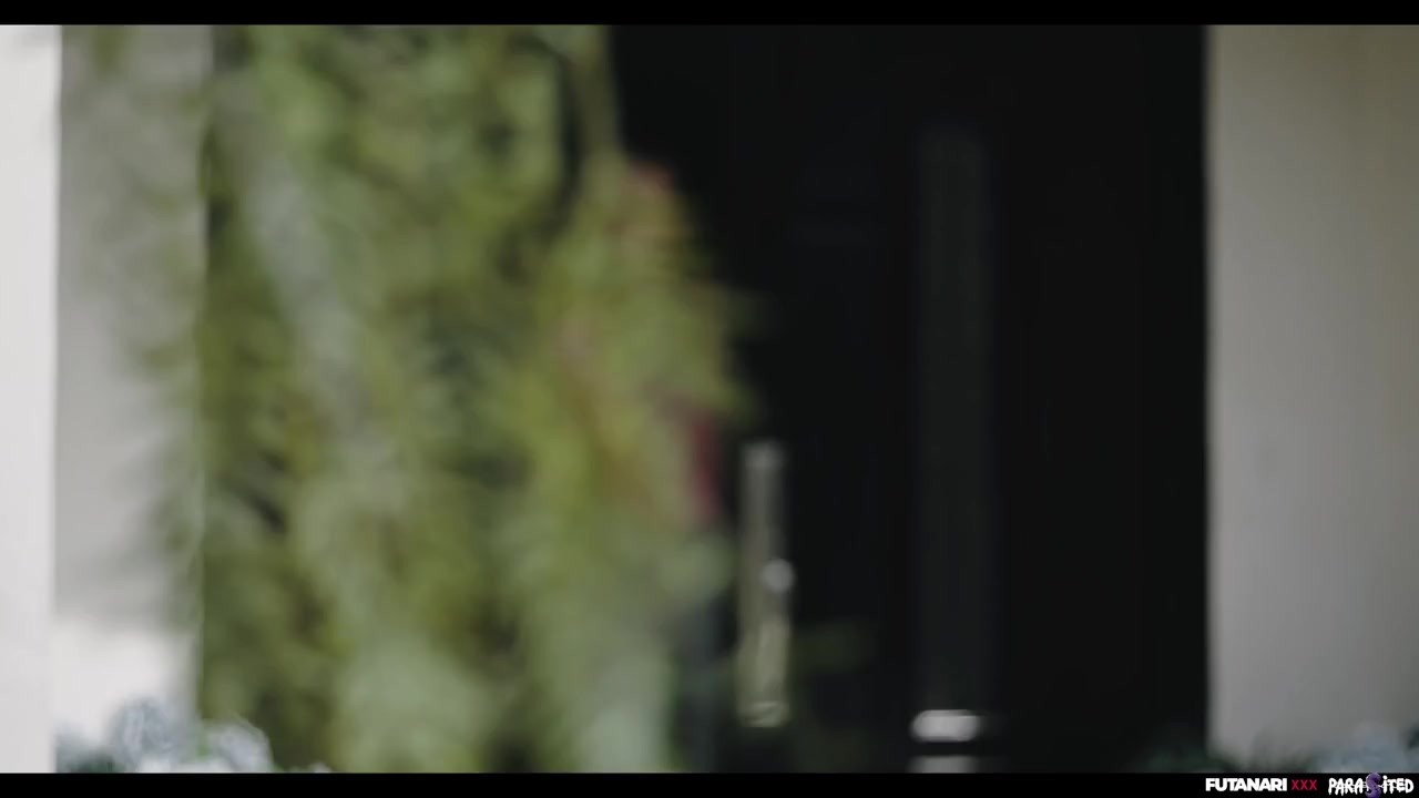 Futanari XXX Parasited - Alien Turns Cherry Kiss into Sex Craving Trans Shemale fucks Blake ...